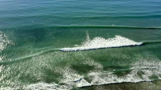 Gorgeous day at the surf spot Beacon's Beach in Leucadia Encinitas ...