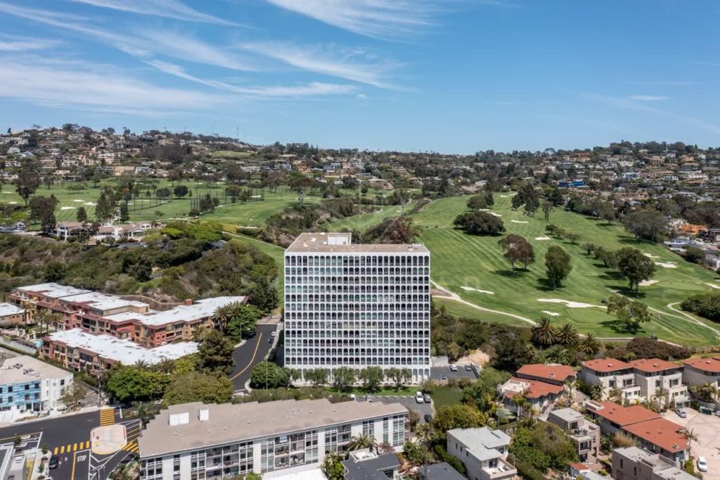 Seville Condos at 1001 Genter Street in La Jolla overlooking the ...