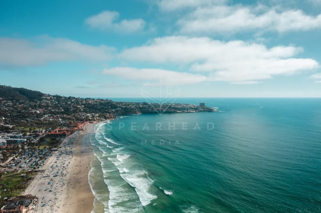 Aerial shots of La Jolla Shores Scripps Pier The cliffs of Black's ...